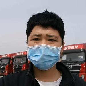 乐观的卡车小刁 