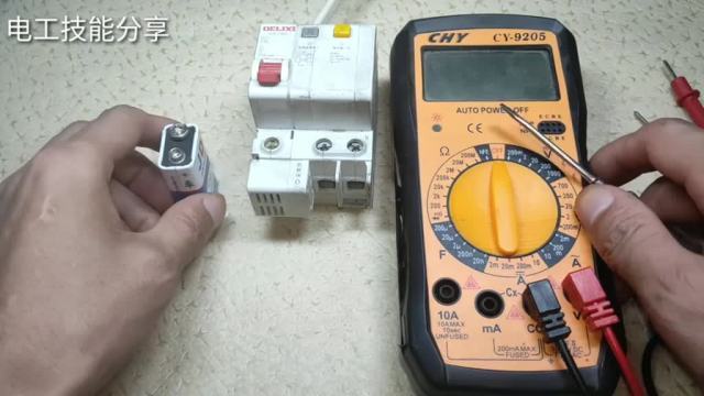 电压有直流和交流,分别怎么测量?幸亏老电工教给我,终于学会了