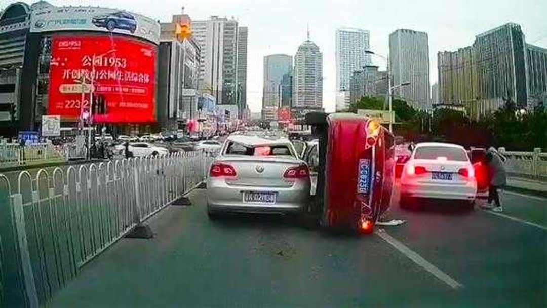 2021中国交通事故合集(0516第288期)