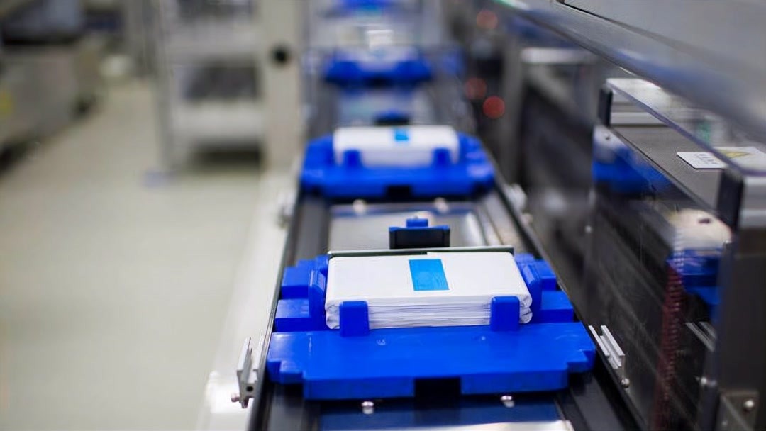 宁德时代钠离子电池能否抵挡比亚迪刀片电池的冲击?