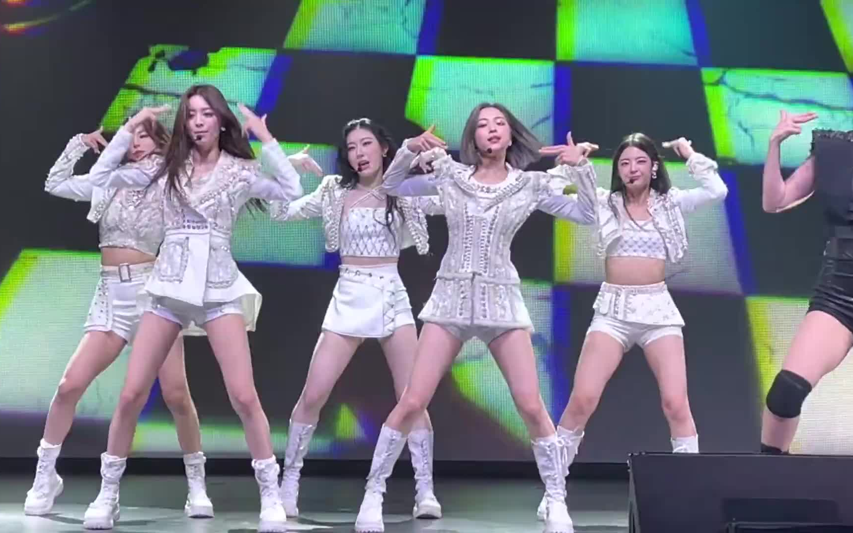 合集【ITZY】221027 世巡 LA 饭拍 直拍 CHECKMATE
