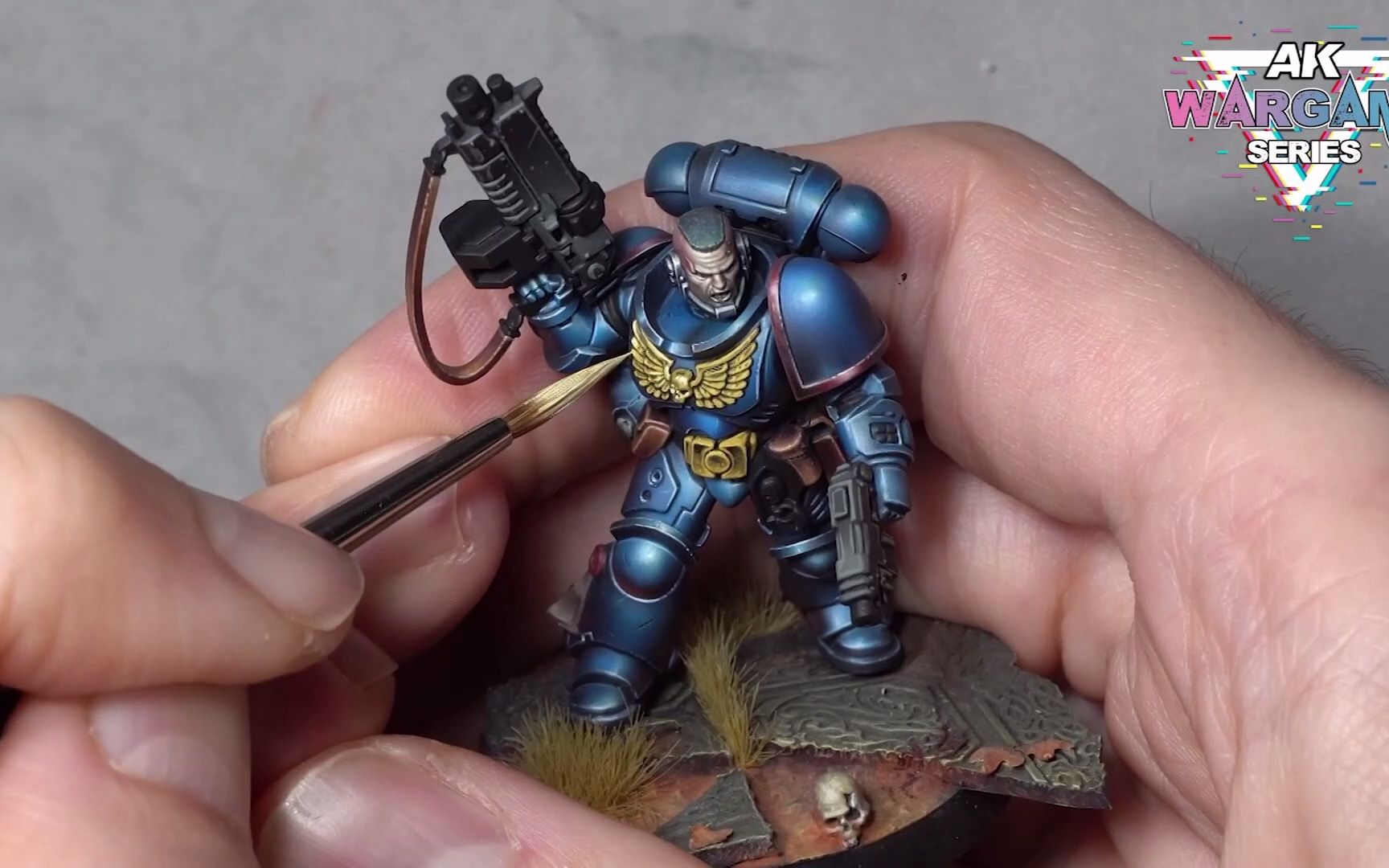 用NMM法涂装黄金纹饰和部件的金属效果