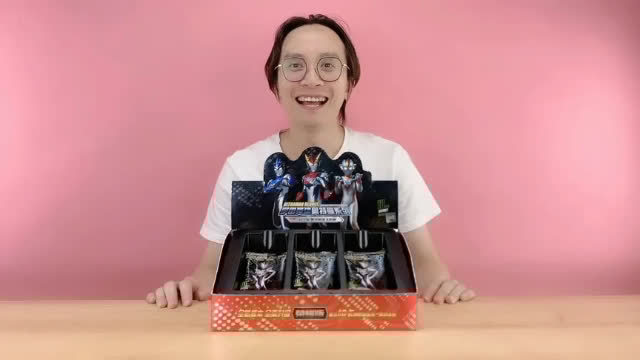 价值连城柚子爸抽到稀有UR卡