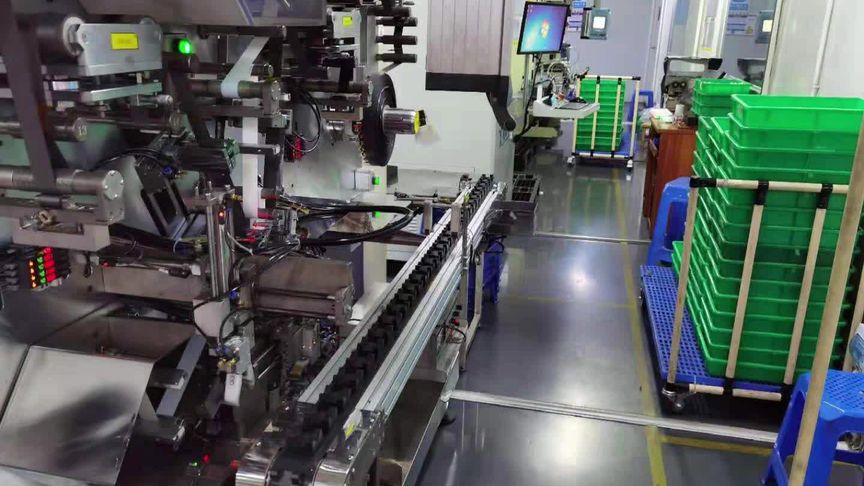 为了生活,干就完了。#自动化生产线 #工厂实拍 #锂电池