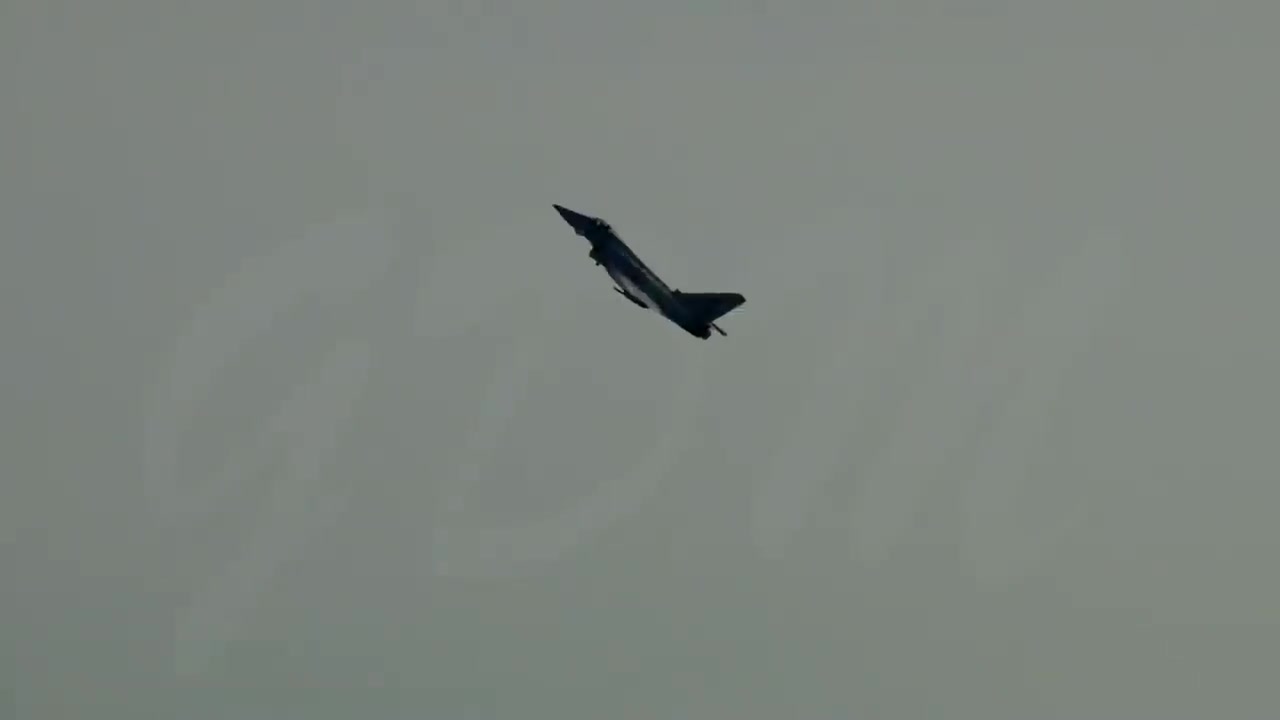 台风战斗机海上飞行表演事故