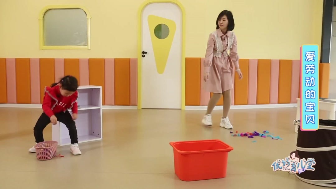 【优妈育儿堂】孩子自己的事情自己做,是自主意识初步开始形成