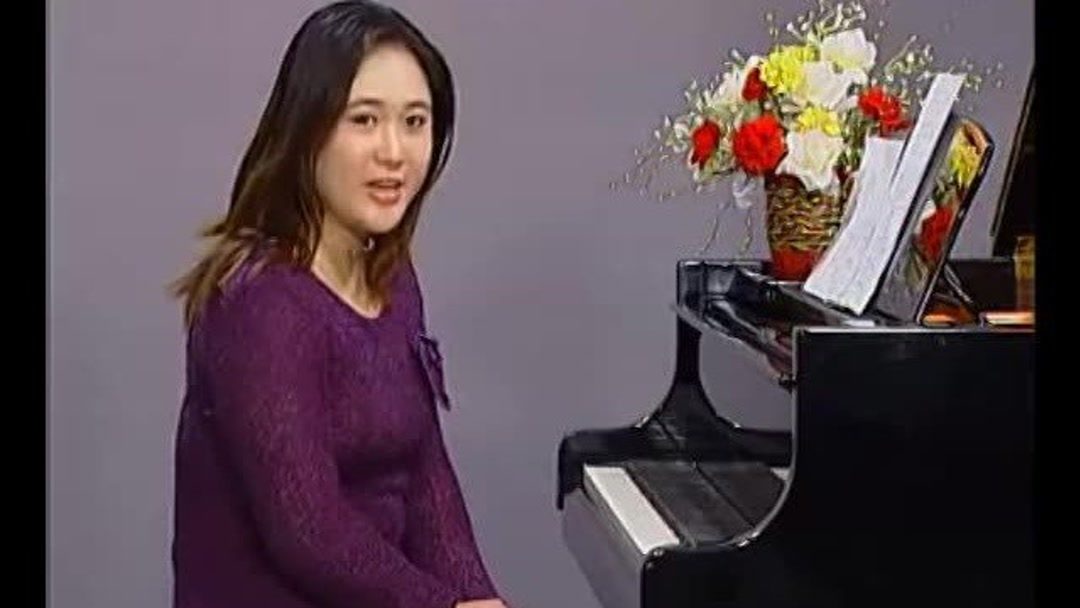 学钢琴 入门_钢琴和弦学习法_入门钢琴曲谱