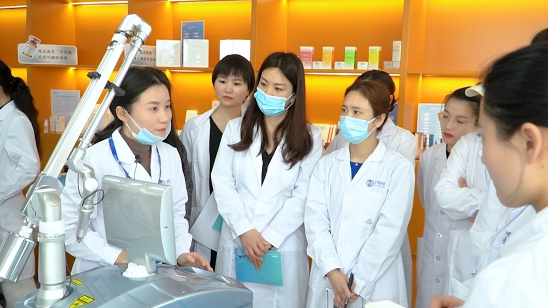 激光自然光最核心的本质区别是?