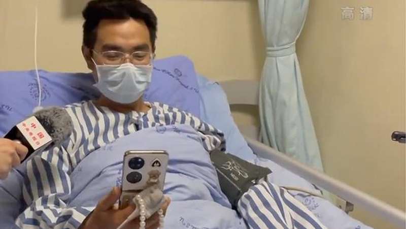 甘宇详细讲述自救经历 获救后与罗永首次通话