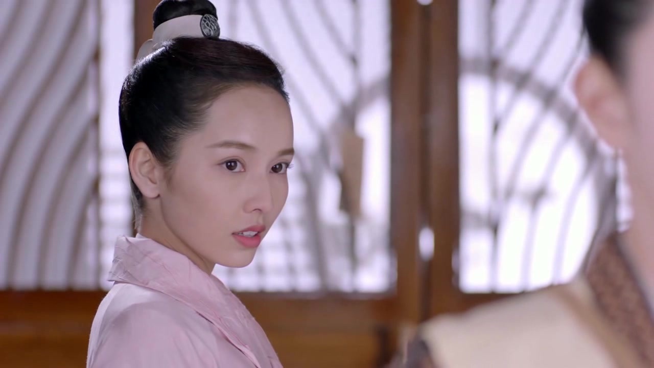 英男把信封放在门外,回去途中与灵云相遇,两人意见不合争吵