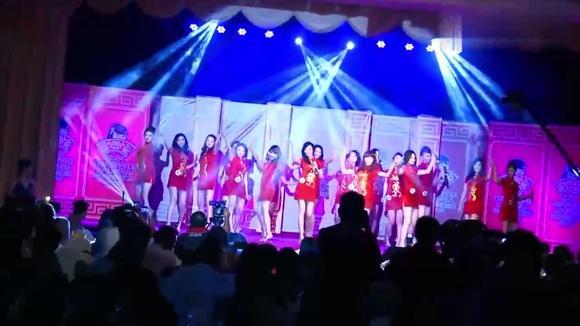 中国模特旗袍秀,20多位佳人,共同演绎优美歌曲!