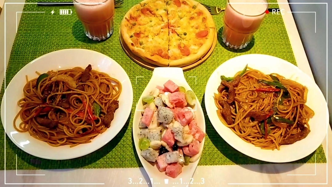周末午餐:虾仁至尊披萨,黑椒牛柳意面,在家自制绝对秒杀西餐厅