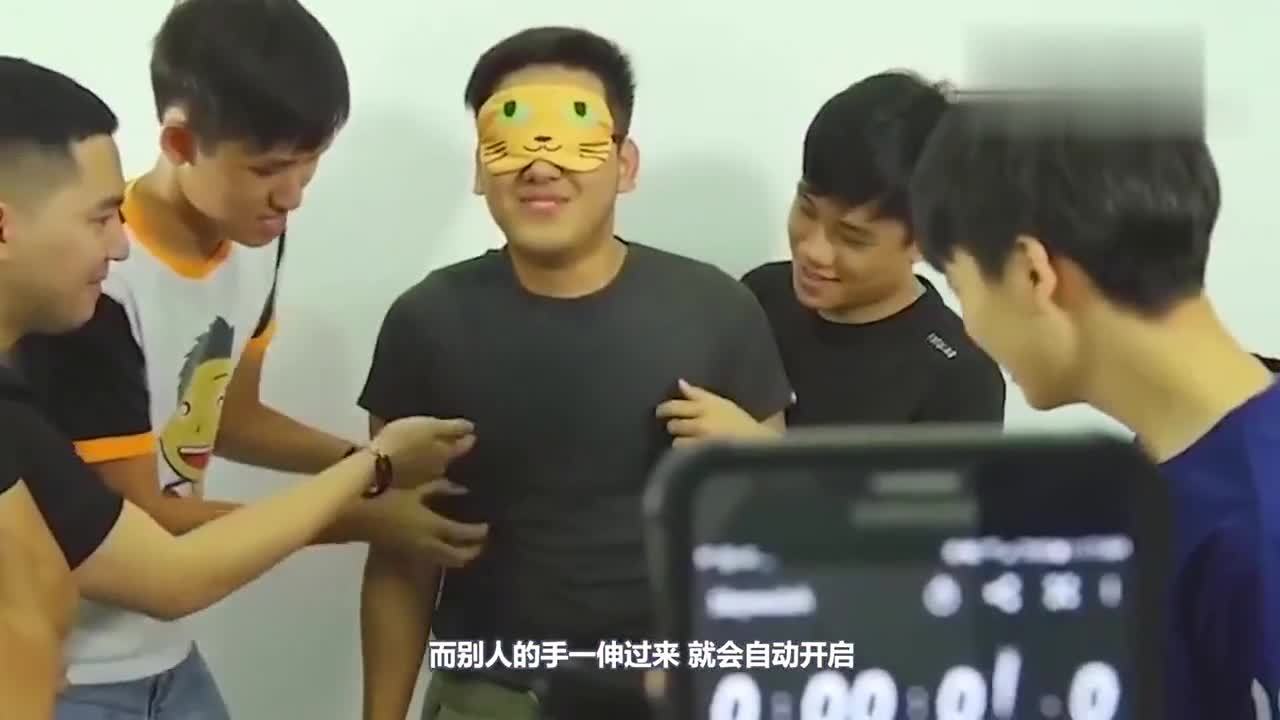 自己挠痒痒没感觉,为啥别人一挠就痒得不行?看完涨知识了!