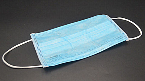 今天才知道,一次性口罩的正确戴法,很多人一直戴错了,涨知识了