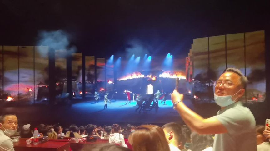 舞台效果很好,身临其境