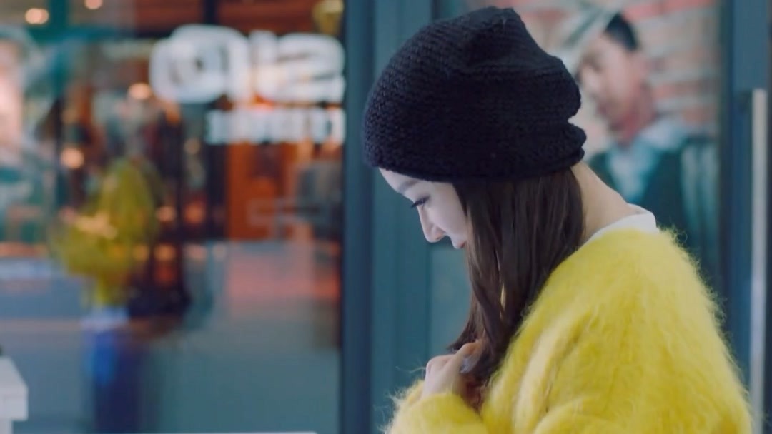 陆晴悄悄的给方原买了小礼物,看见来的是韩阳,她全程沮丧