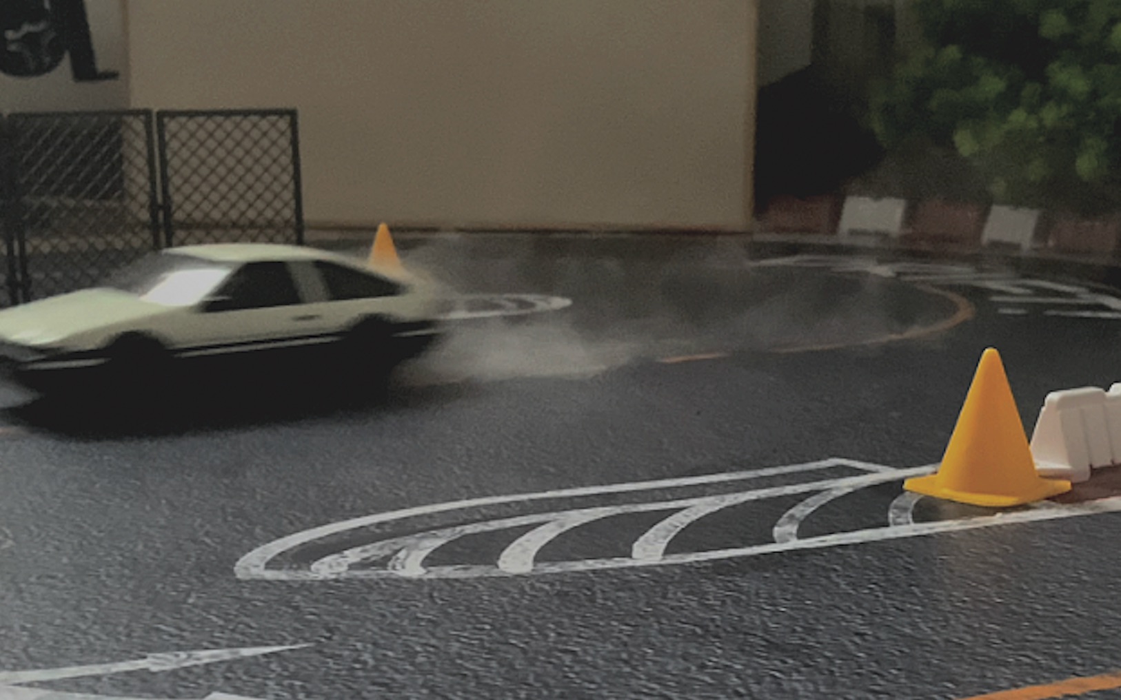 「RC」蚊车漂移拉个烟不过分吧