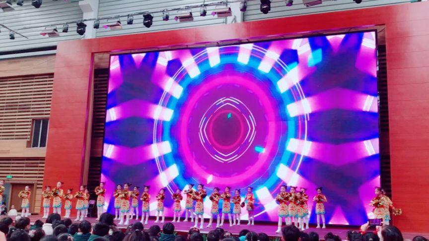 小学生《啦啦操》