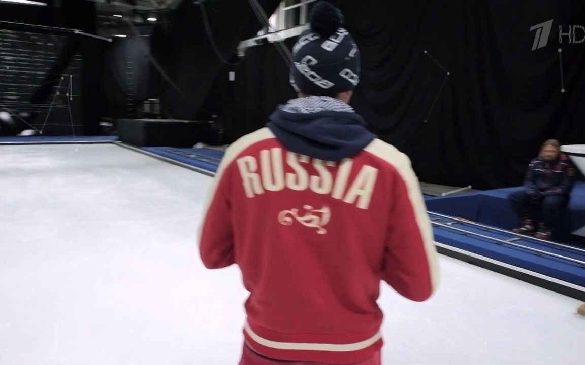 安娜·谢斯特恩鲍姆和罗曼·科斯托马罗夫简介。2021年冰河时代09