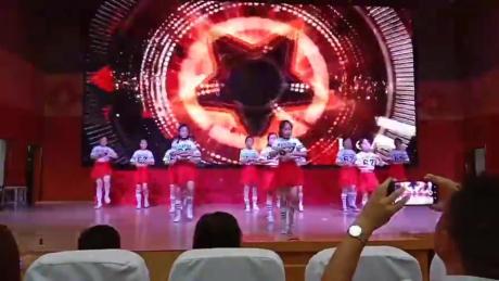 小学生舞蹈《C哩C哩》