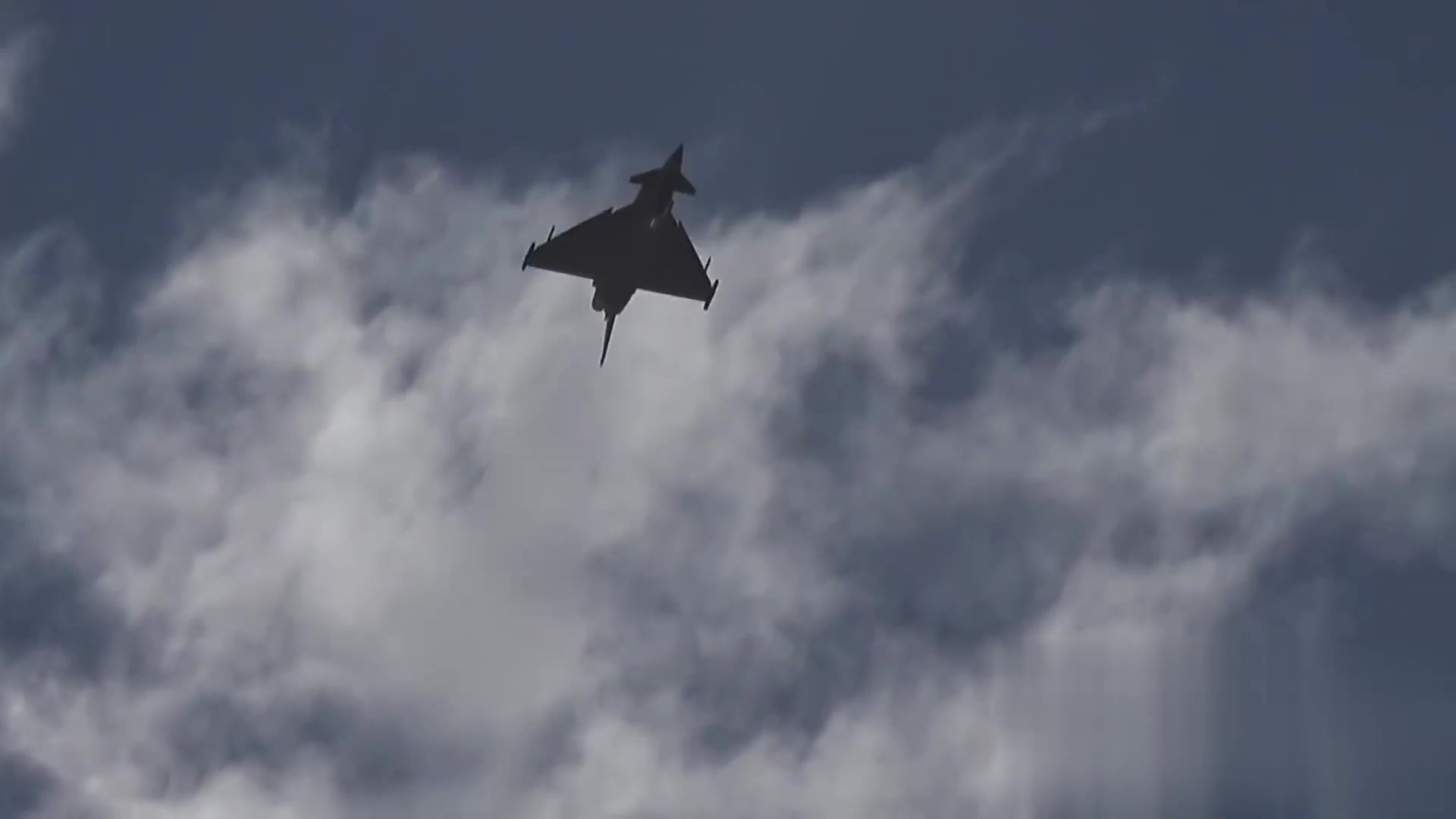 航空航天视频:航展上战斗机飞行表演