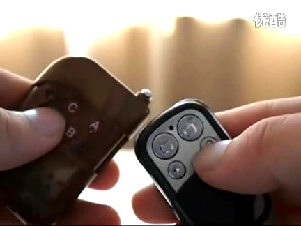 通用车库门、道闸、电动门、汽车对拷拷贝型遥控器 SR-RCD-M1 视频...