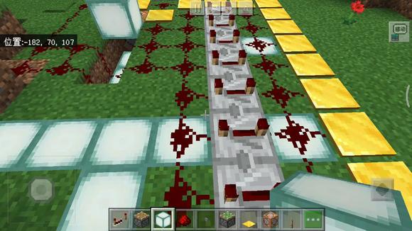 我的世界:小毙教大家怎么做防怪系统,一踩压力板活塞就会启动