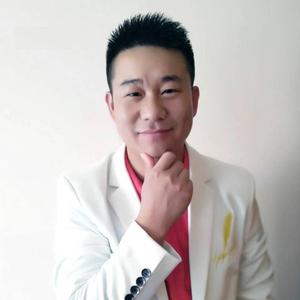 朱随意 