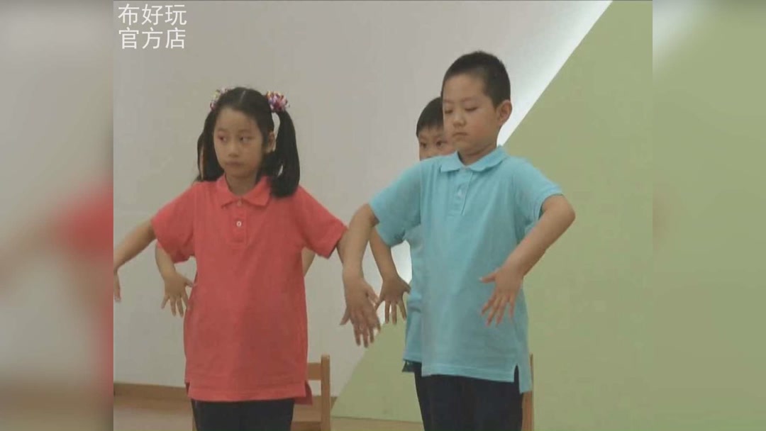 幼儿园经典乐曲与创造性律动游戏活动三《时钟闹闹》