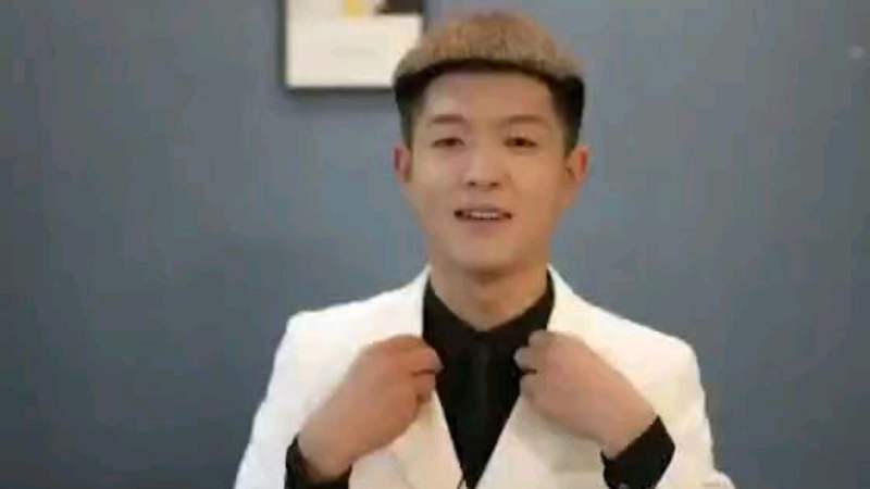 即使我们以后永远不能相见了 我还是想让你记住我最帅的样子