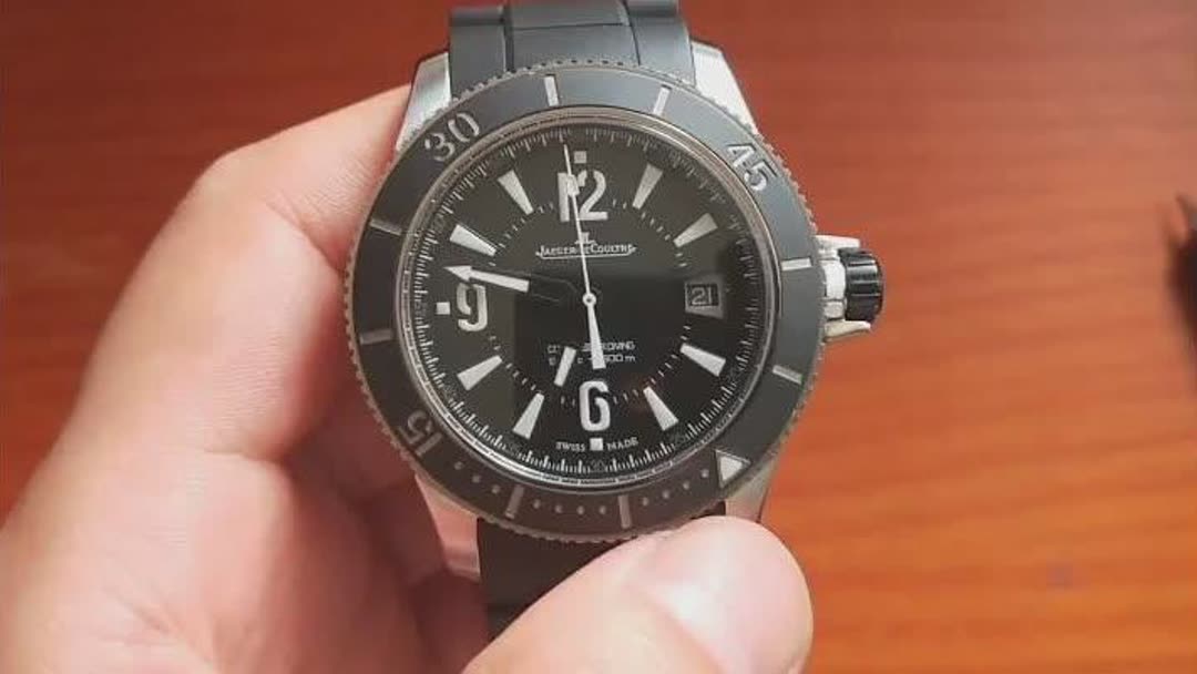 品鉴积家压缩大师,最新颖的胶包钢表带