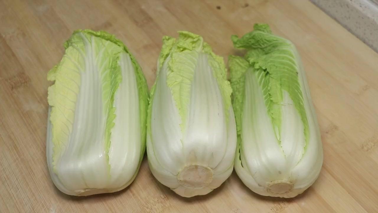 娃娃菜别总炒着吃了,教你一个超过瘾的做法,鲜脆爽口,好吃下饭