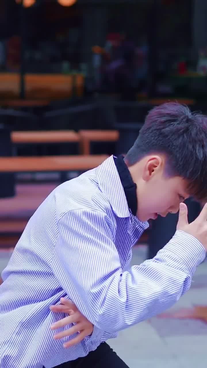 我的头发是彩色的叮叮叮叮放假多听我的歌我真得福了