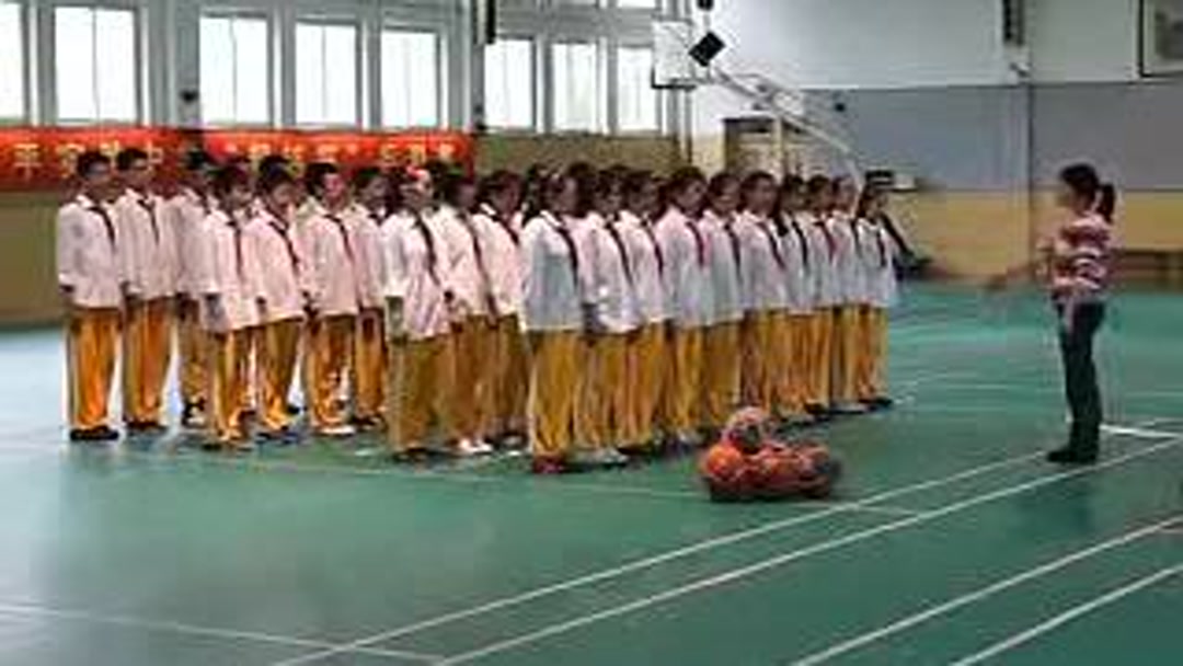 “主体参与”课堂教学模式建构交流课初一年级体育学科 执教吴敏