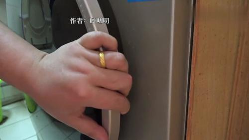 洗衣机小门里的秘密,原来里面是这样的,不知道太可惜了