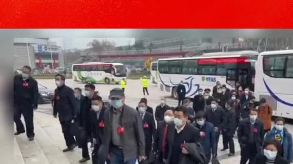 1月27日上午9点,安徽省政协十二届四次会议在安徽大剧院开幕。