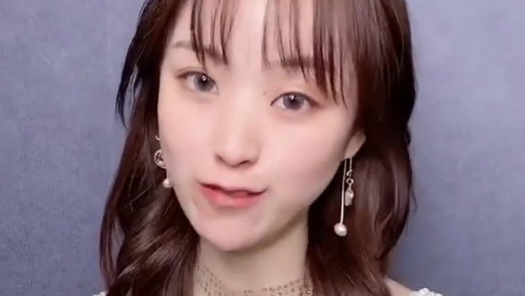 有多少女生不知道精华水的正确使用方法～