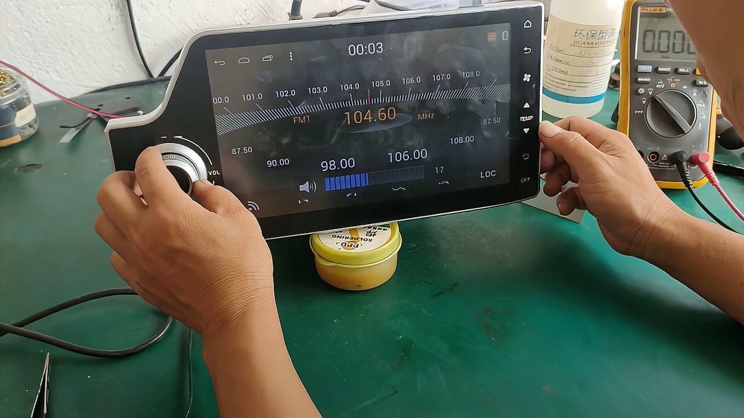 众泰E200不开机维修,这也是个通病,看下整个维修过程