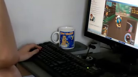 单手个人道具赛-森林木桶