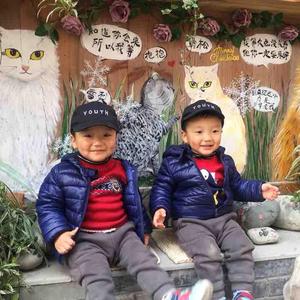 大嘟嘟和大嘀嘀的跟班 