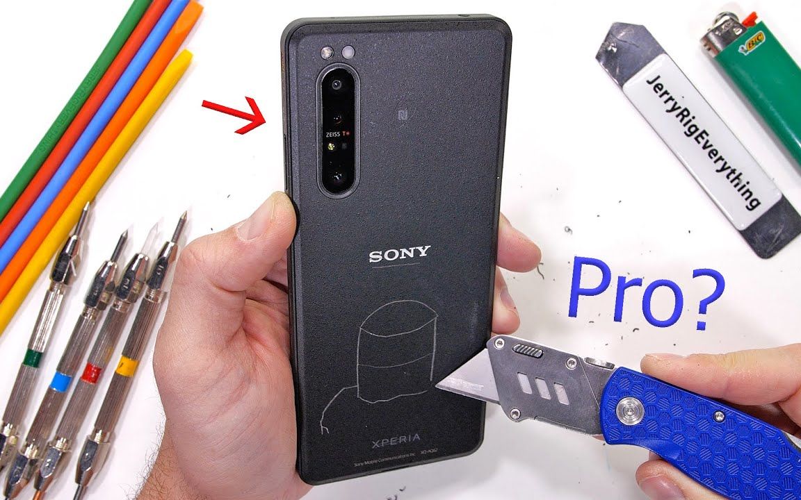 【数码测试】世界上最“专业”的手机耐用性测试!