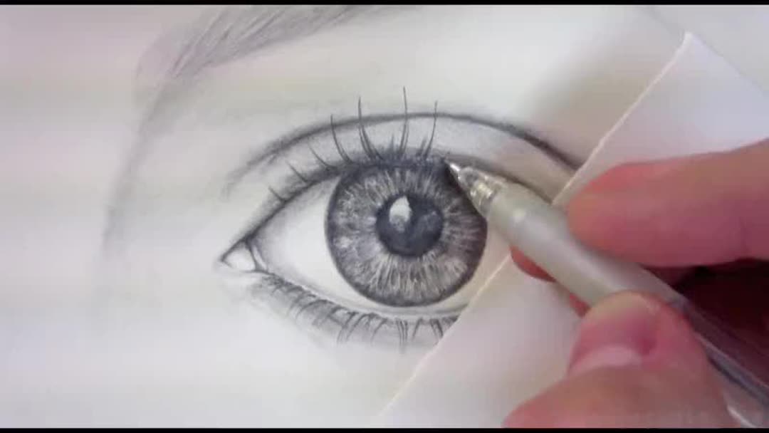 素描入门基础教程如何用铅笔画一个逼真的眼睛