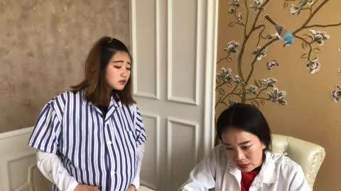 七月搞笑剧场 :妻子怀孕,肚子奇大无比,以为是双胞胎,送进医院检查后...