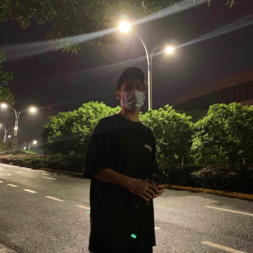 不会说话的H--尘 