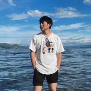 爱玩爱吃爱拍的墨辰 