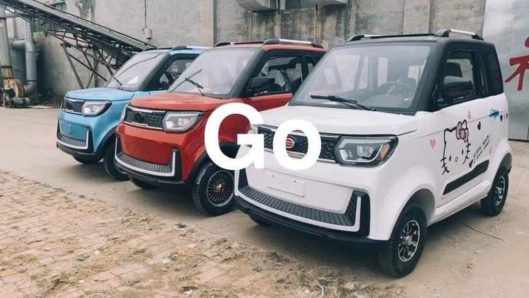 两门四座皓月低速电动车,玩玩多块钱接送孩子太实用了!