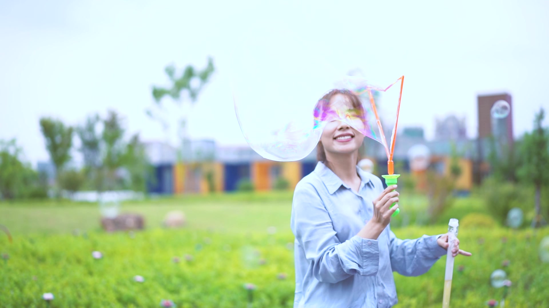 纯升格 吹泡泡【A7M3 & 55 1.8 手持】