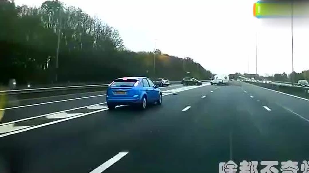 行车记录仪车祸画面,惨烈车祸视频