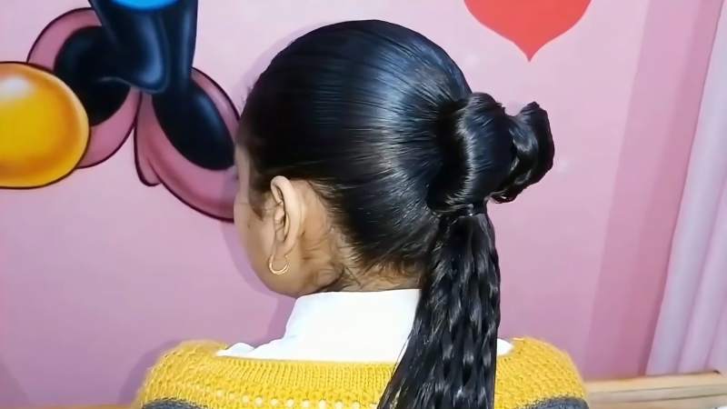 一款特别简单又实用的小女孩编发,大方洋气又可爱