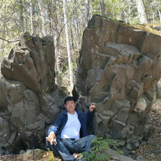 来了大哥大老东